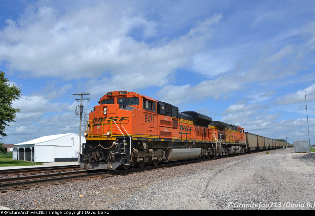 BNSF 8471